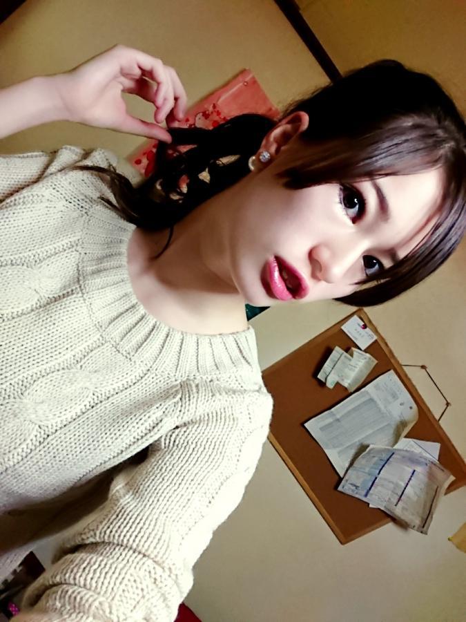 Ni-naさん | モデル、インフルエンサー、タレント、芸能人、講演会講師のキャスティング、出演・仕事依頼ならCLOUDCASTING